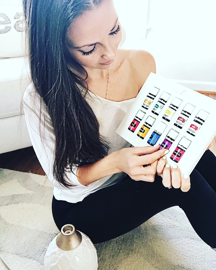 How To Get Started With Essential Oils Natural Glamorous